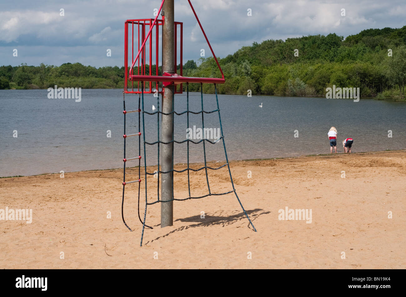 Ruislip beach and lido hi-res stock photography and images - Alamy