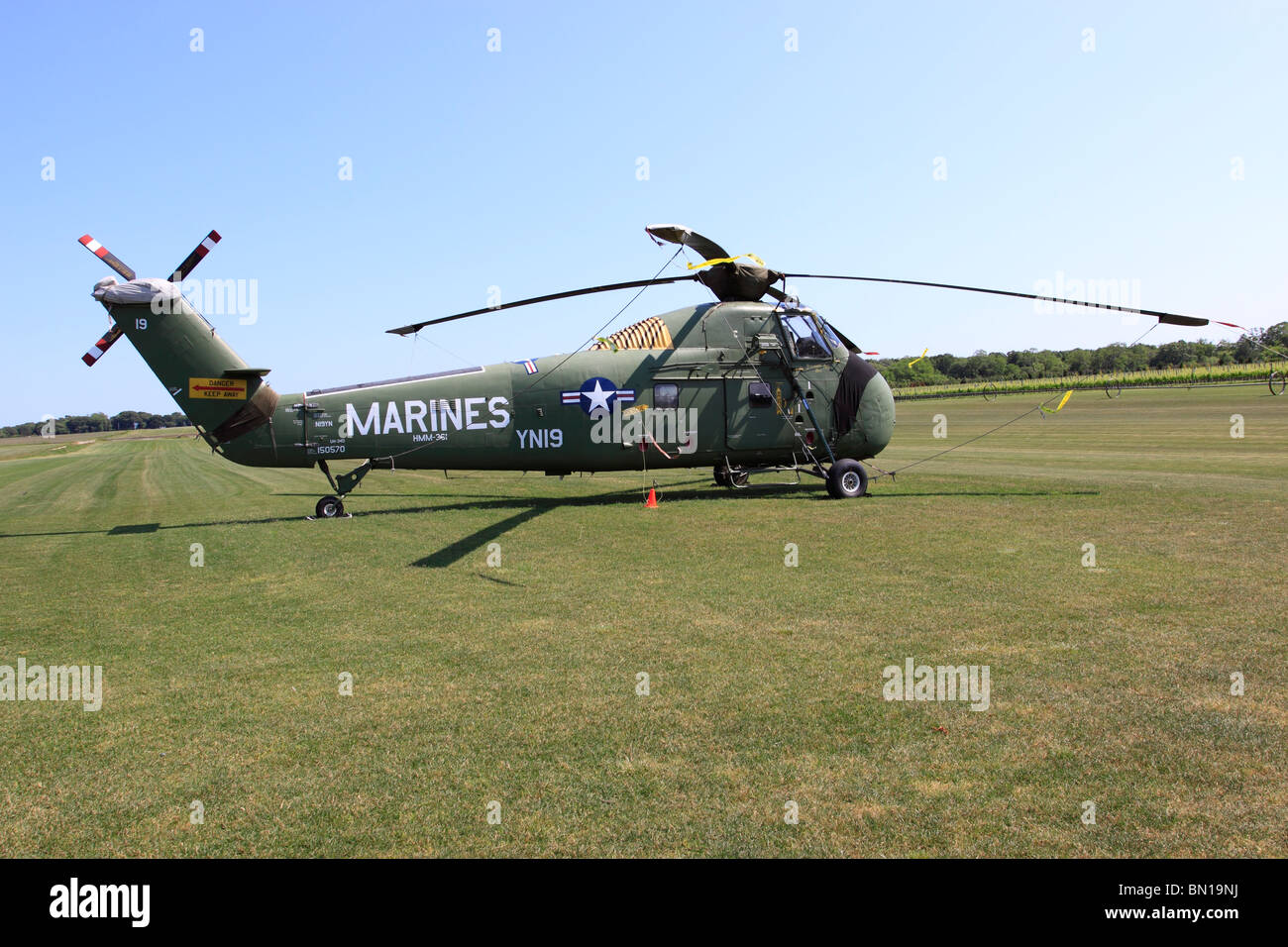 Restored Vietnam era UH-34D 'Stinger' helicopter Long Island NY Stock ... Restored Vietnam era UH-34D 'Stinger' helicopter Long Island NY Stock ...