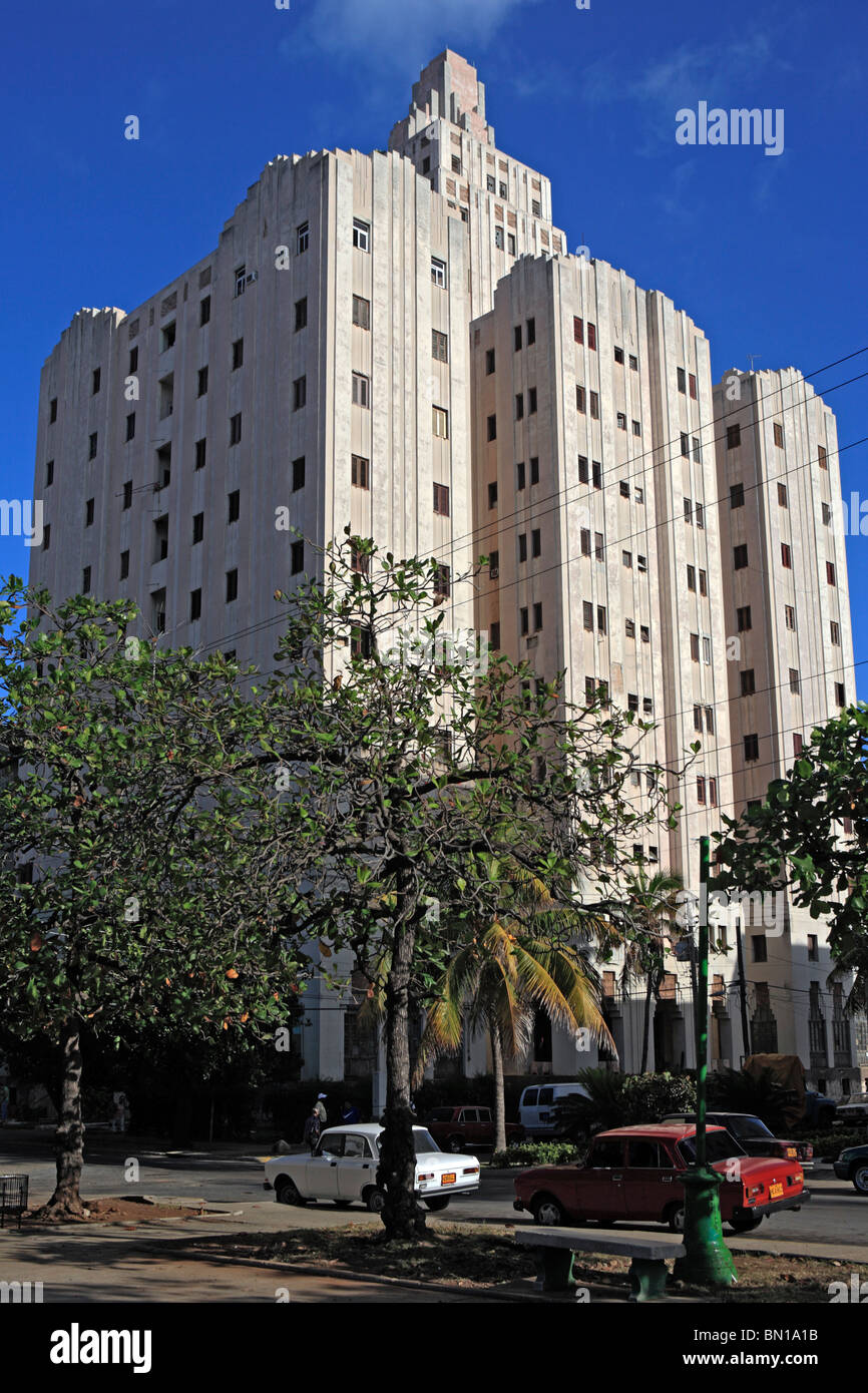Edificio Lopez Serrano (1932), Havana, Cuba Stock Photo - Alamy