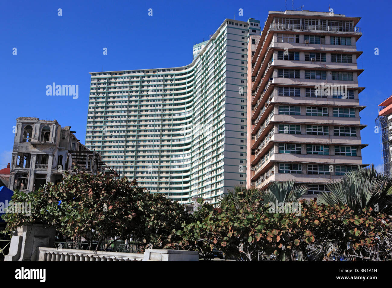 Edificio focsa hi-res stock photography and images - Alamy