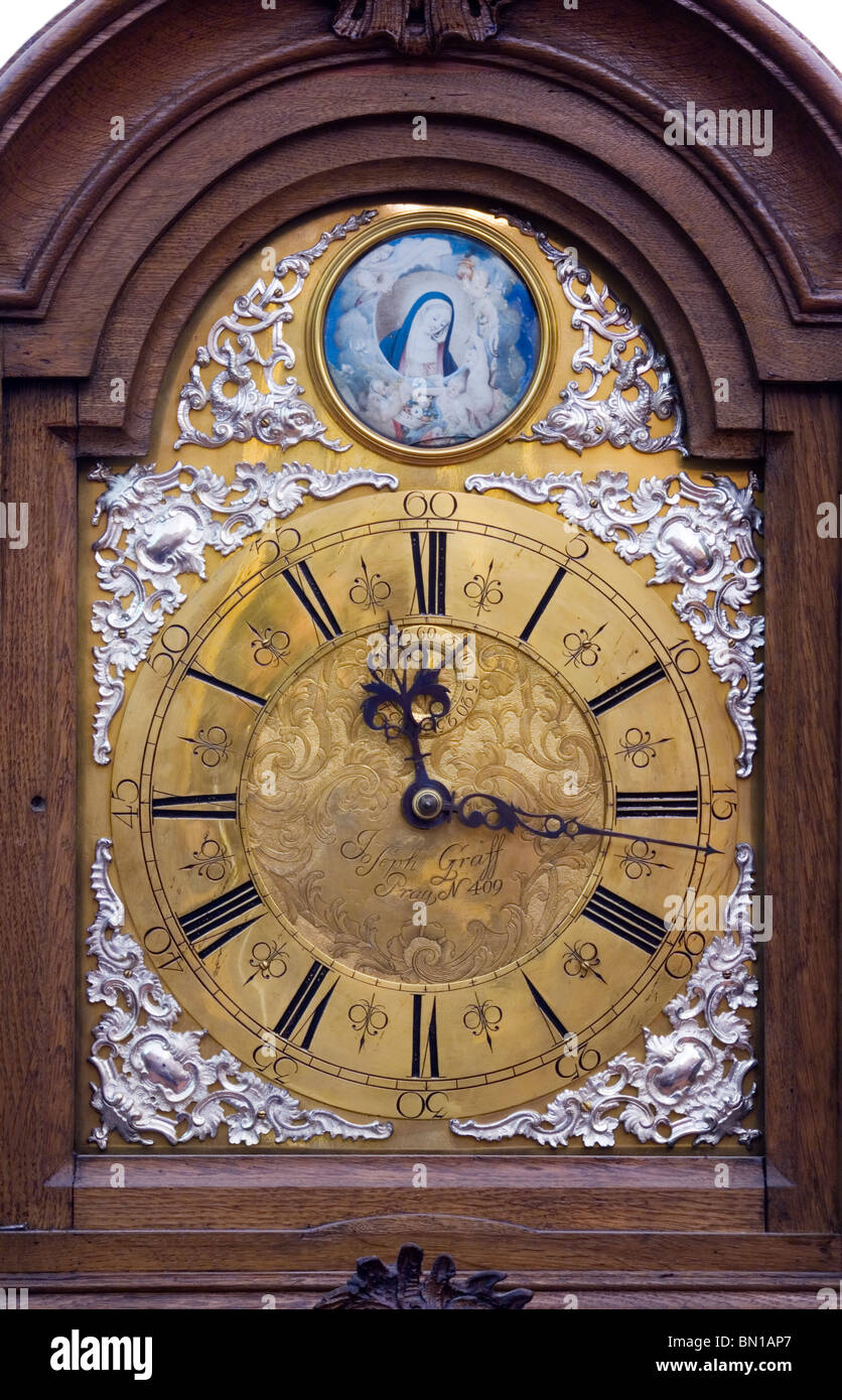 Catholic Wall Clock with the Virgin Mary, Prague Stock Photo - Alamy