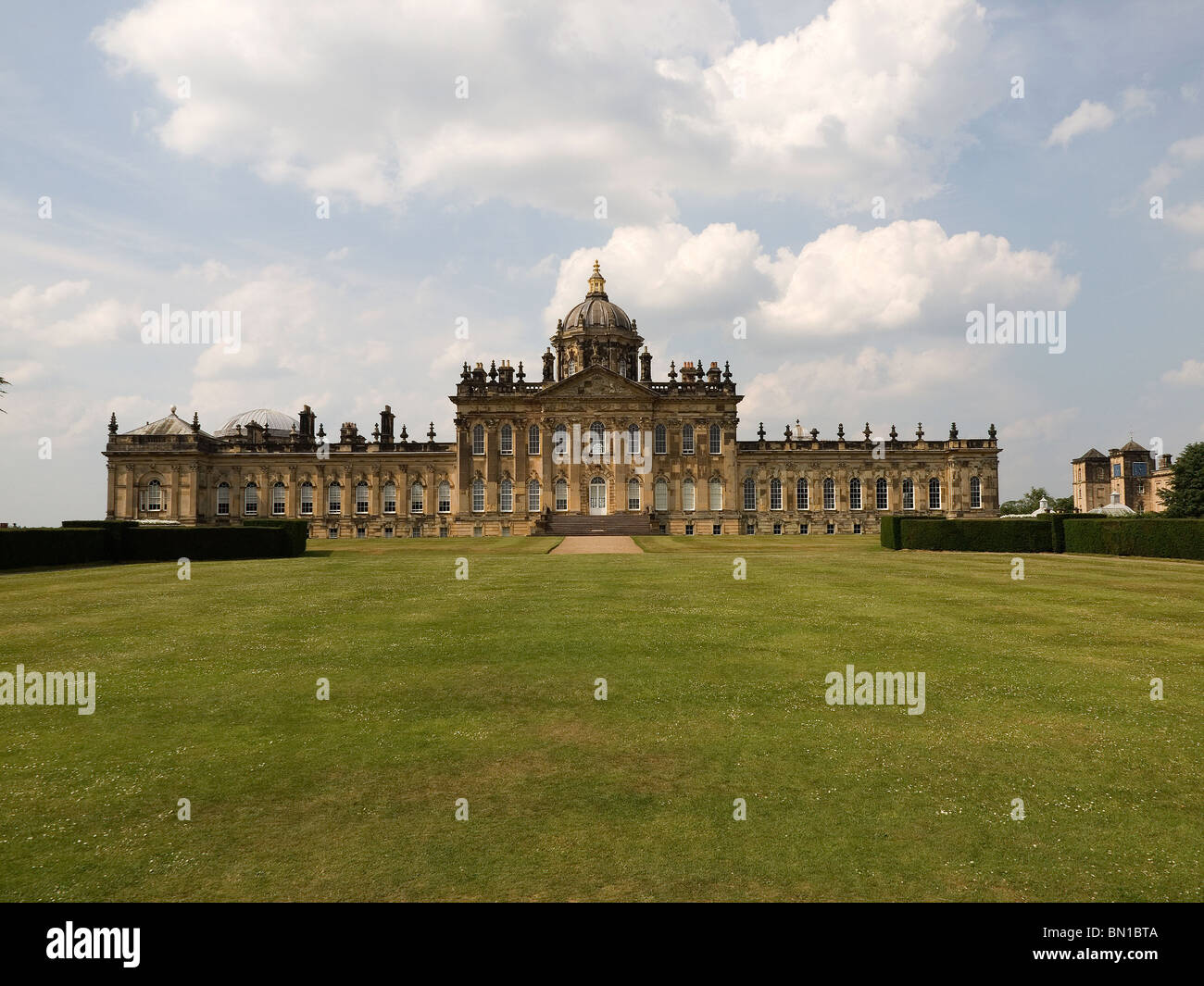 Simon howard castle howard hi-res stock photography and images - Alamy