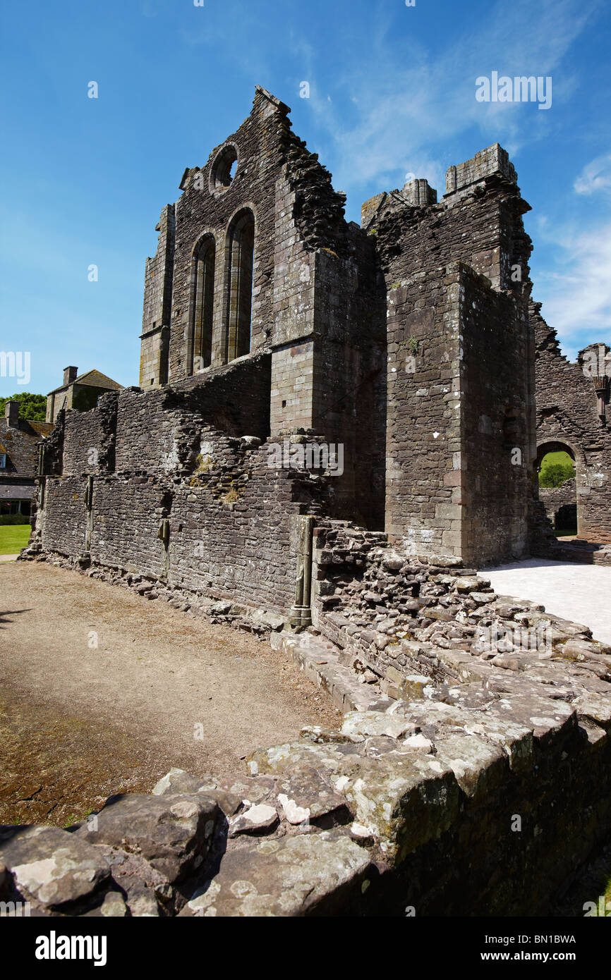Llanthony Abbey High Resolution Stock Photography and Images - Alamy