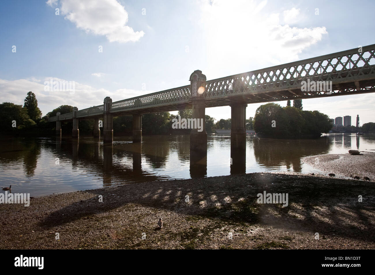 Kew Railway Bridge, London, England, UK Stock Photo - Alamy
