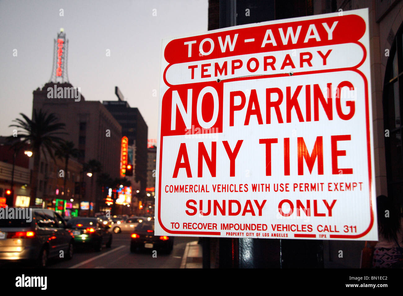 Confusing no parking sign hi-res stock photography and images - Alamy