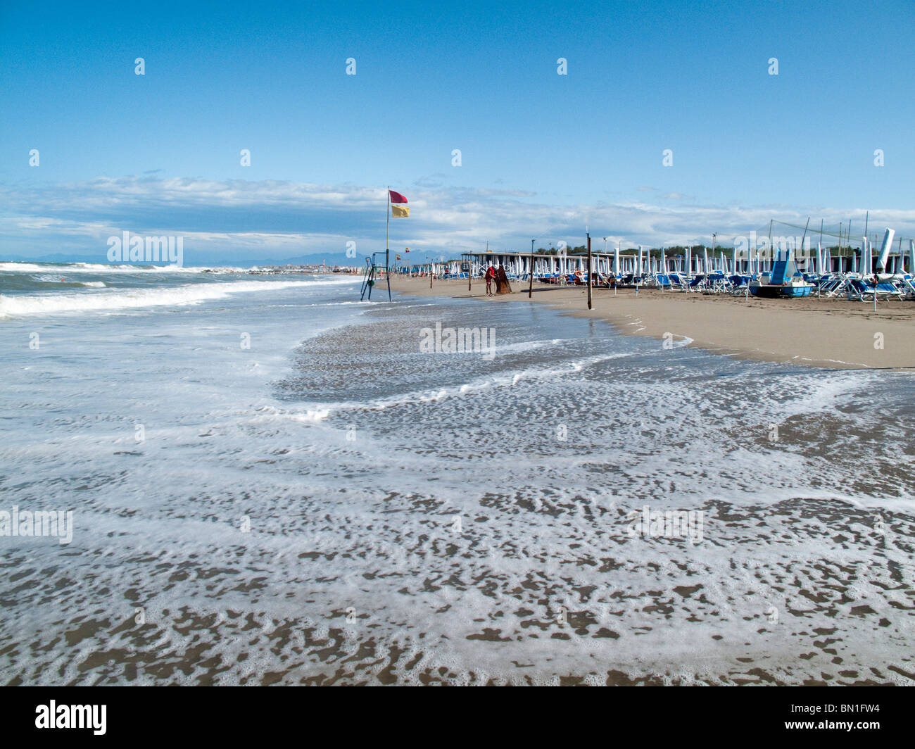 Beach, Tirrenia, Pisa, Tuscany, Italy Stock Photo - Alamy
