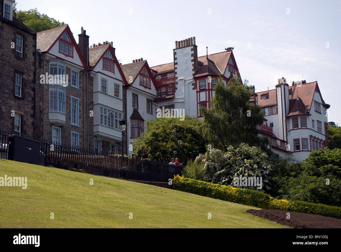 Ramsay Garden housing development near Edinburgh Castle, Scotland Stock ...