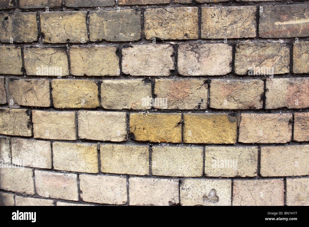 Curved bricks hi-res stock photography and images - Alamy
