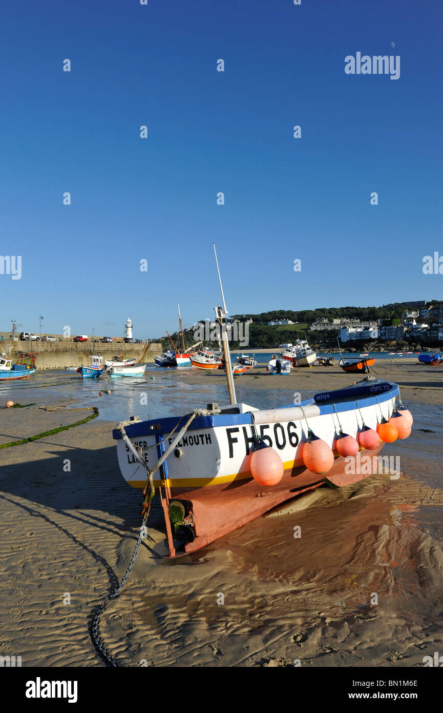 Fishing Boats in St Ives Harbour Cornwall Stock Photo - Alamy