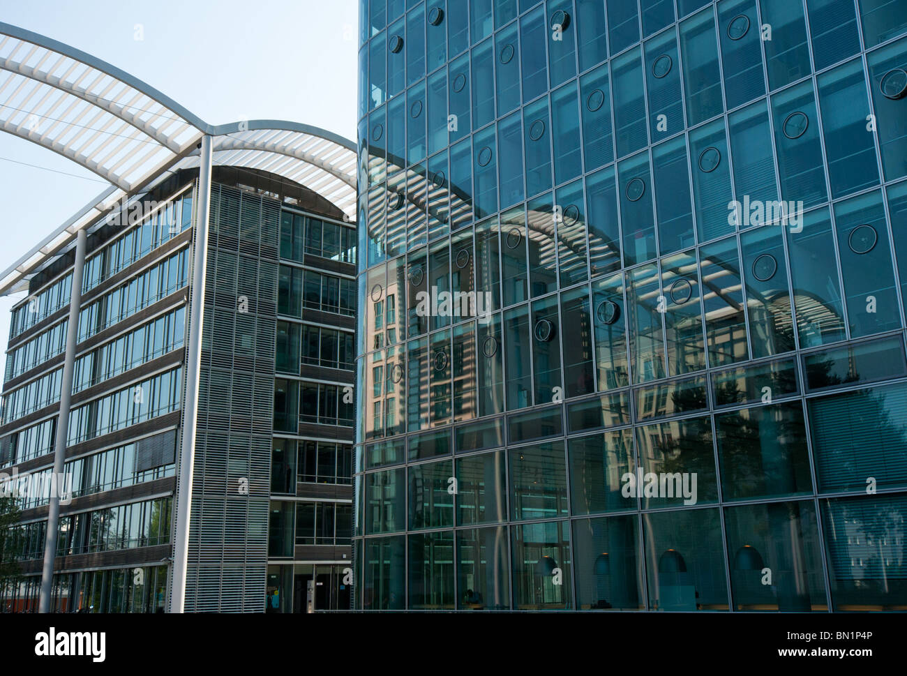 O2 Germany's corporate headquarters in Munich, Germany Stock Photo - Alamy