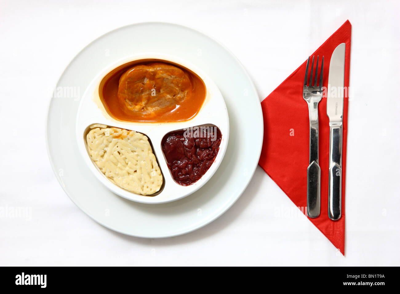 Ready-to-serve meal, convenience food. Precooked meals, the costumer ...