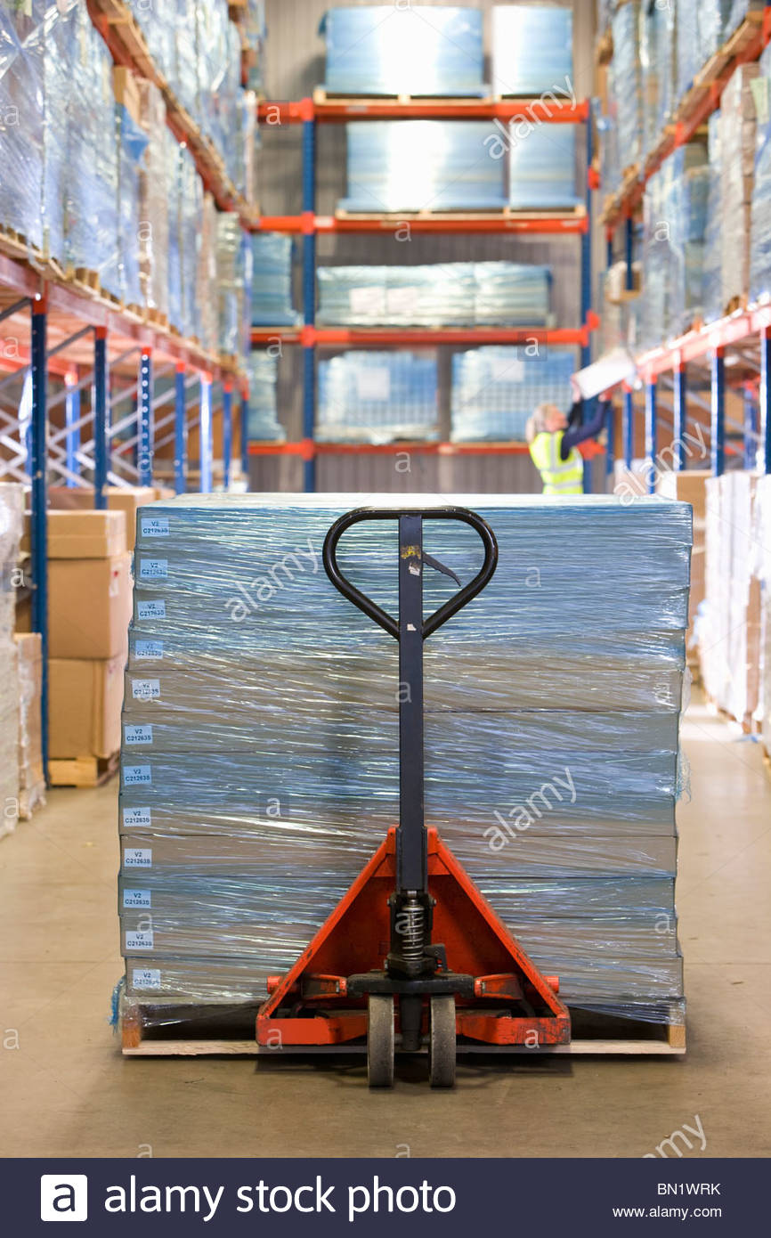 Pallet Wrapped Stock Photos & Pallet Wrapped Stock Images - Alamy