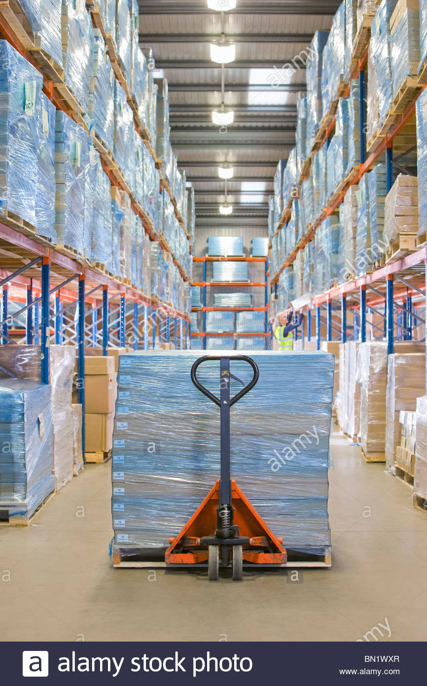 Pallet Wrapped Stock Photos & Pallet Wrapped Stock Images - Alamy