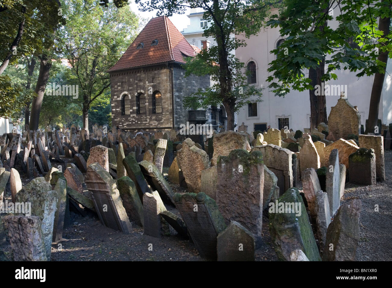 Old Jewish Cemetery Prague Stock Photos & Old Jewish Cemetery Prague ...