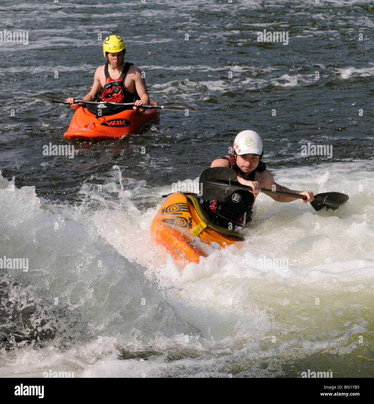 Freestyle kayaks hi-res stock photography and images - Alamy