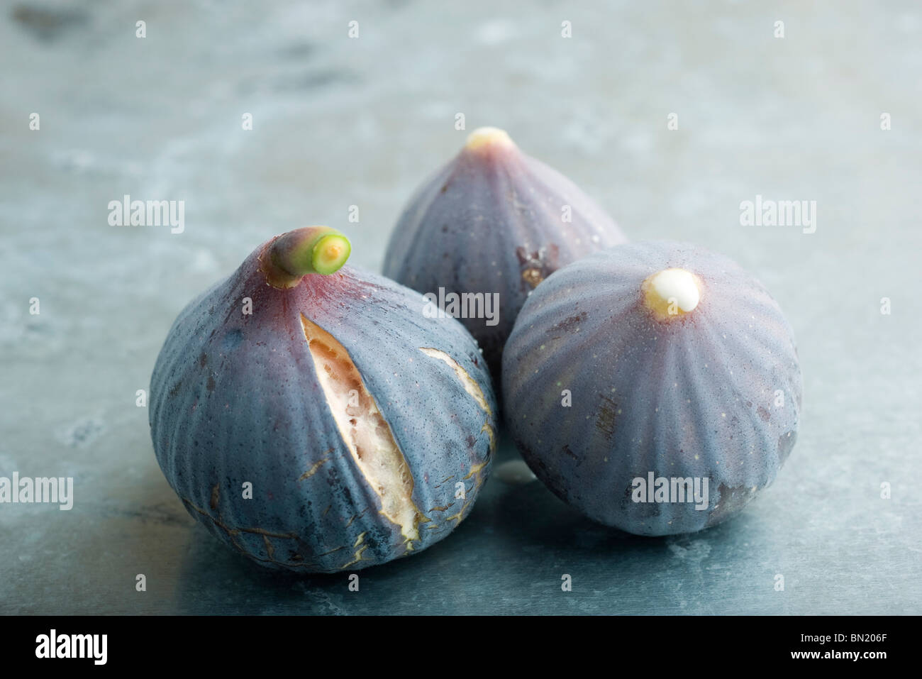 Ripened fresh figs hi-res stock photography and images - Alamy
