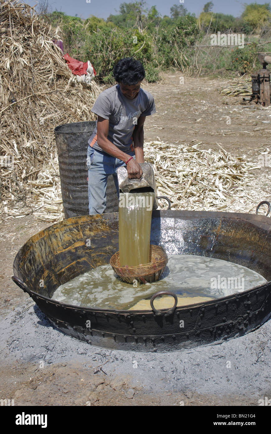 Jaggery hi-res stock photography and images - Alamy