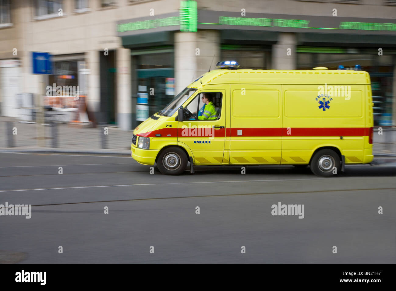 Ambulance responding to call hi-res stock photography and images - Alamy