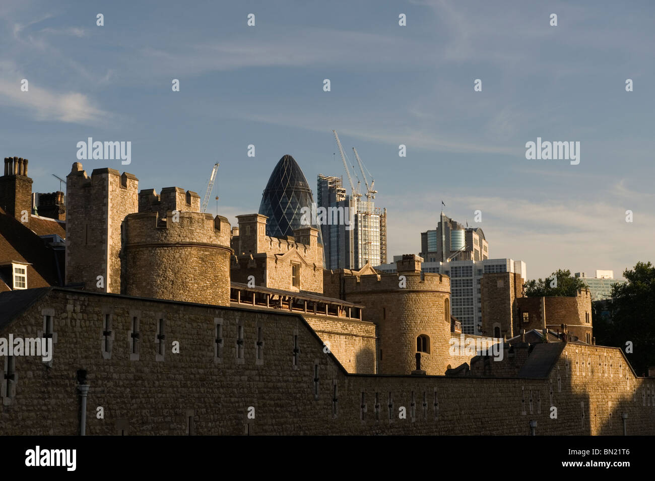 Victorian and modern bu hi-res stock photography and images - Alamy