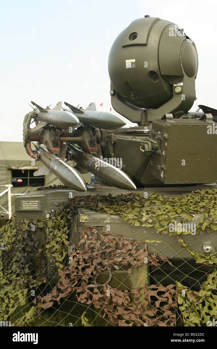 Surface to air missile launcher Stock Photo - Alamy