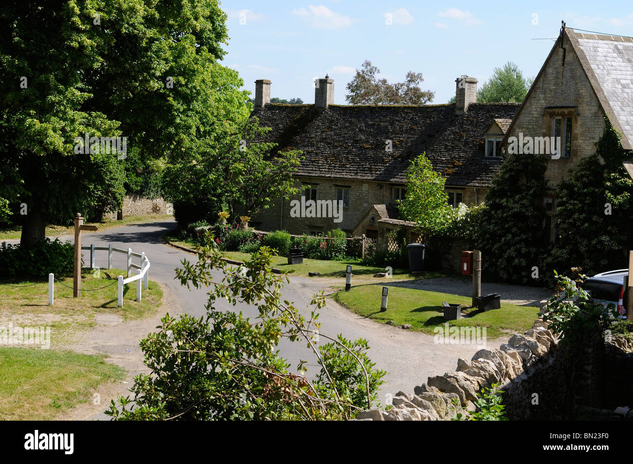 Swinbrook house hi-res stock photography and images - Alamy