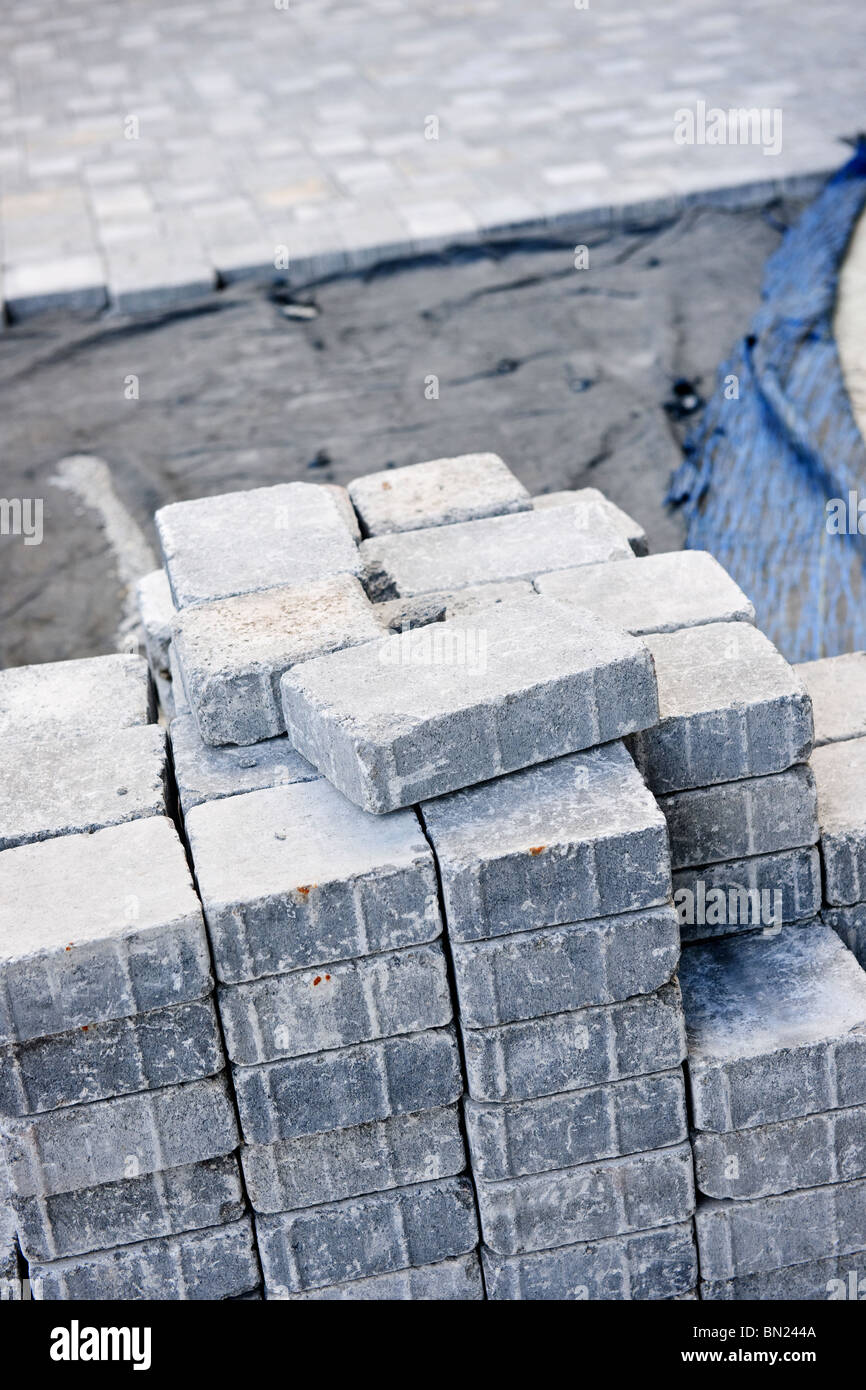 Interlocking paving stones hi-res stock photography and images - Alamy