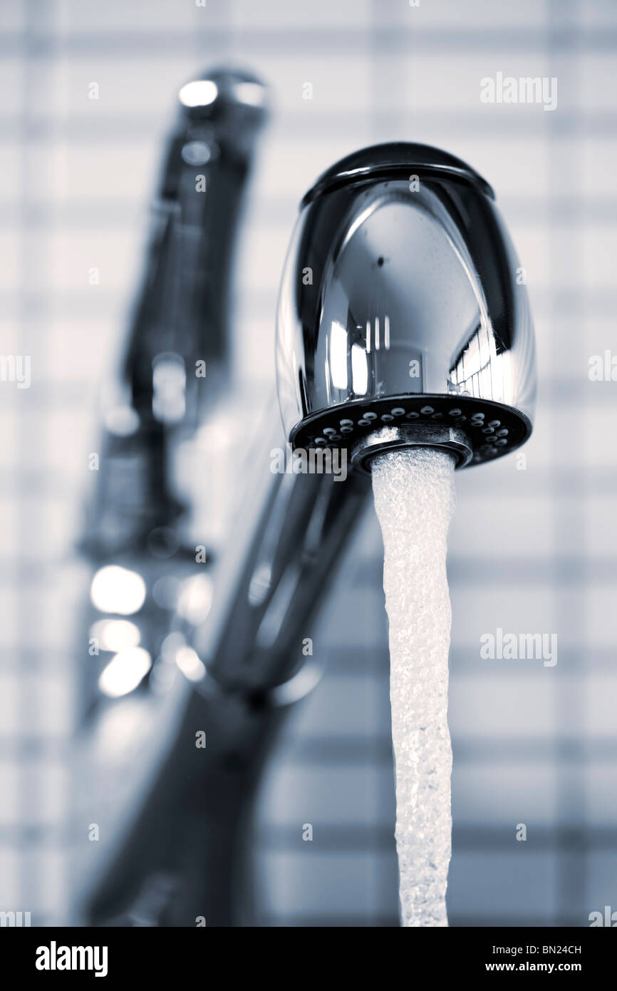 Running water hi-res stock photography and images - Alamy