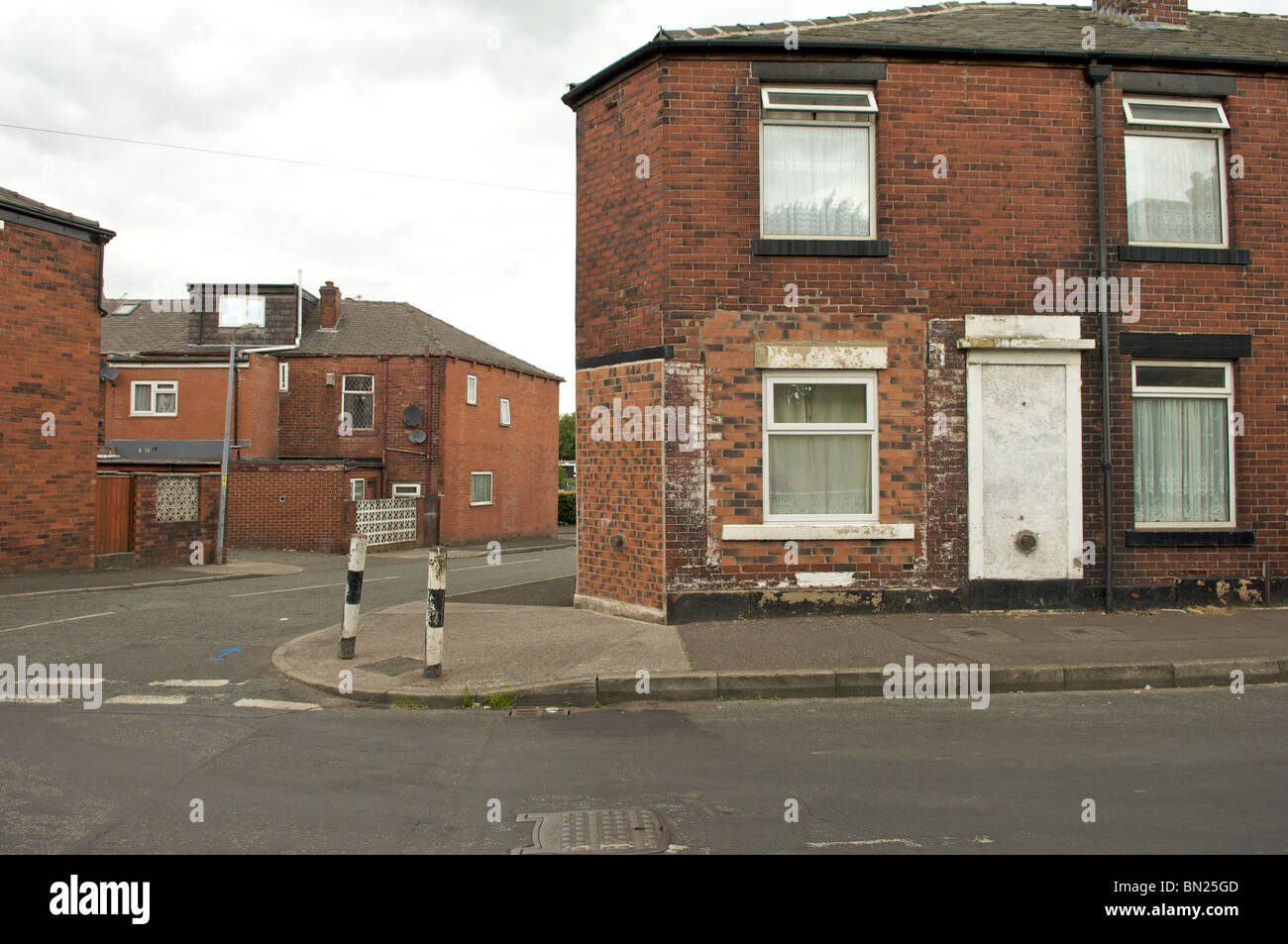 End of terrace house hi-res stock photography and images - Alamy