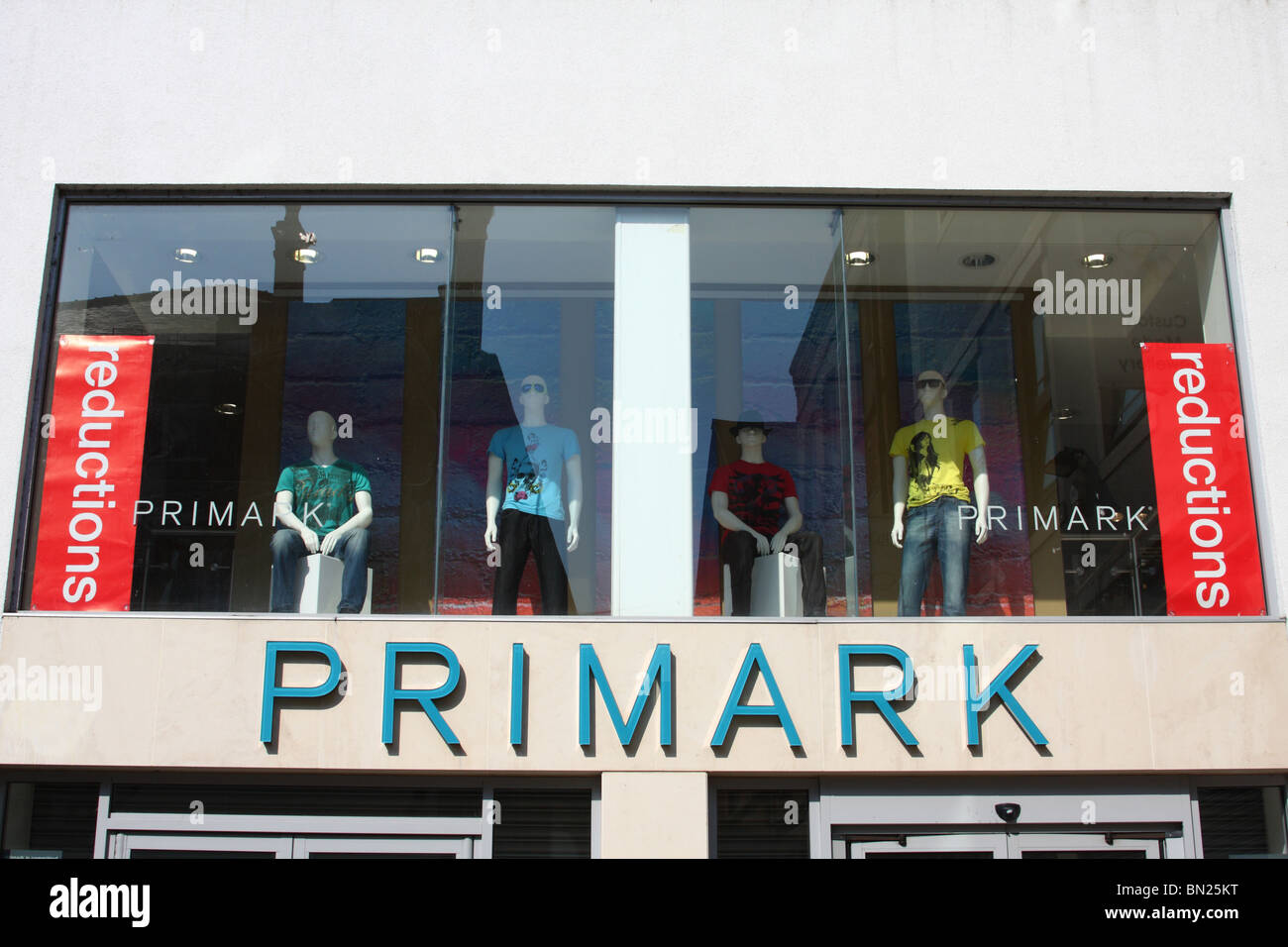 Primark store clothes hi-res stock photography and images - Alamy