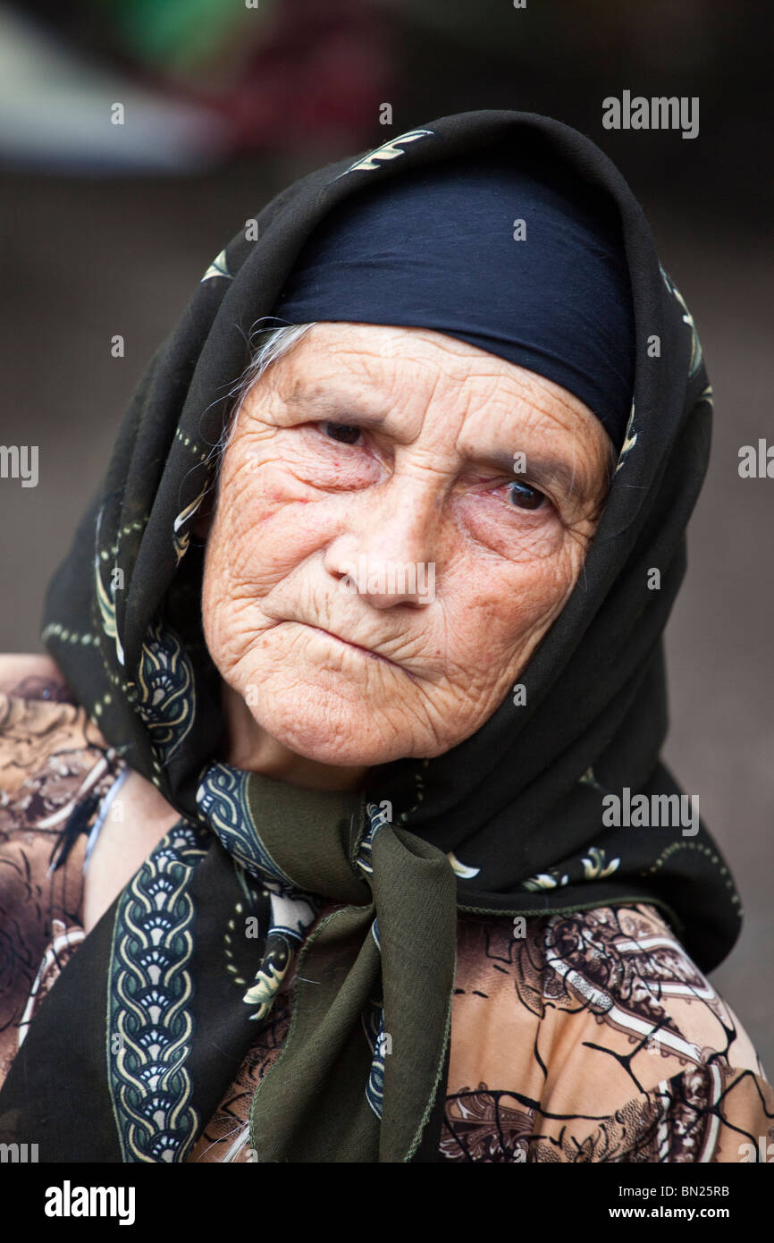 Tbilisi georgia old georgian woman hi-res stock photography and images ...