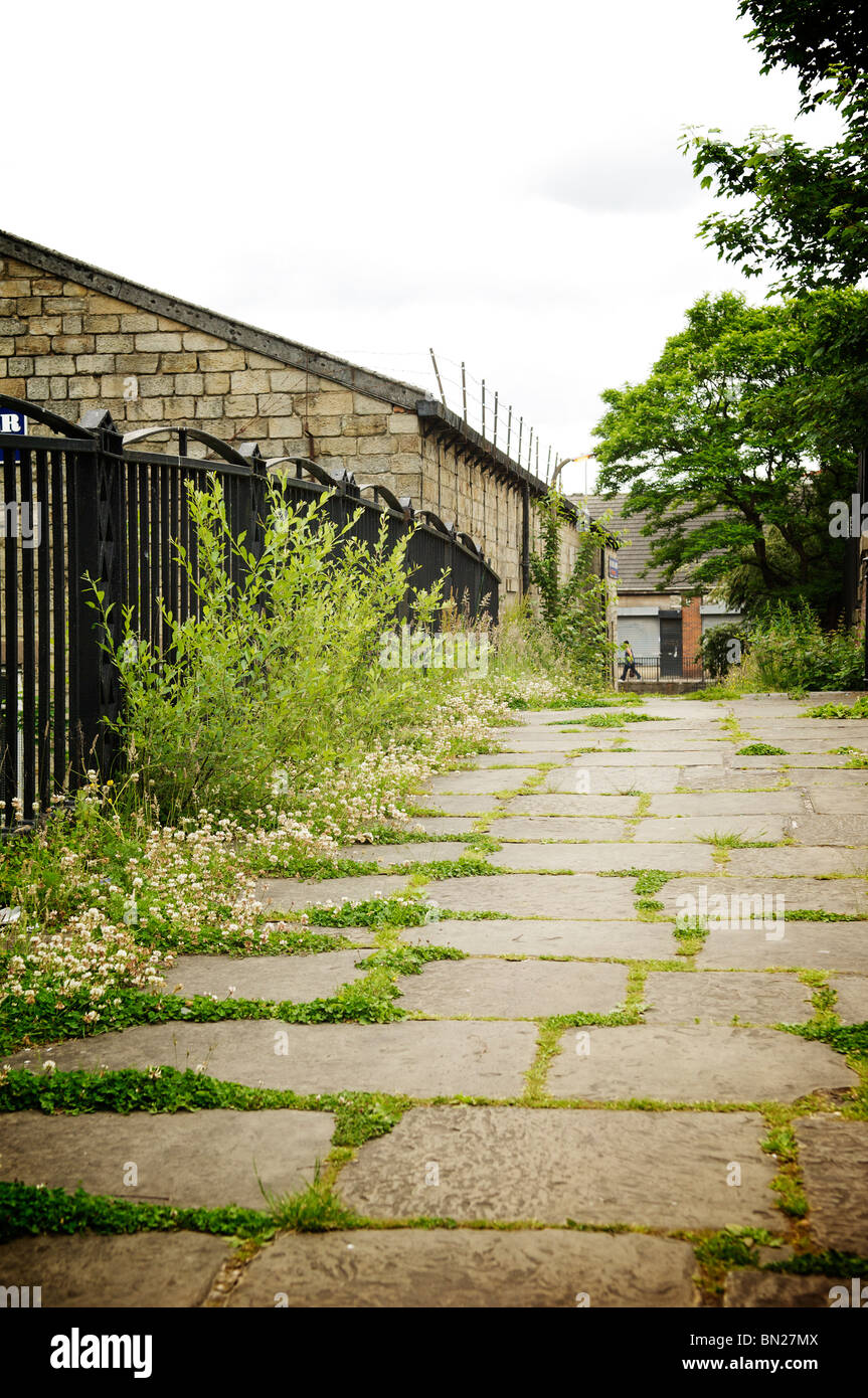 Rundown area hi-res stock photography and images - Alamy