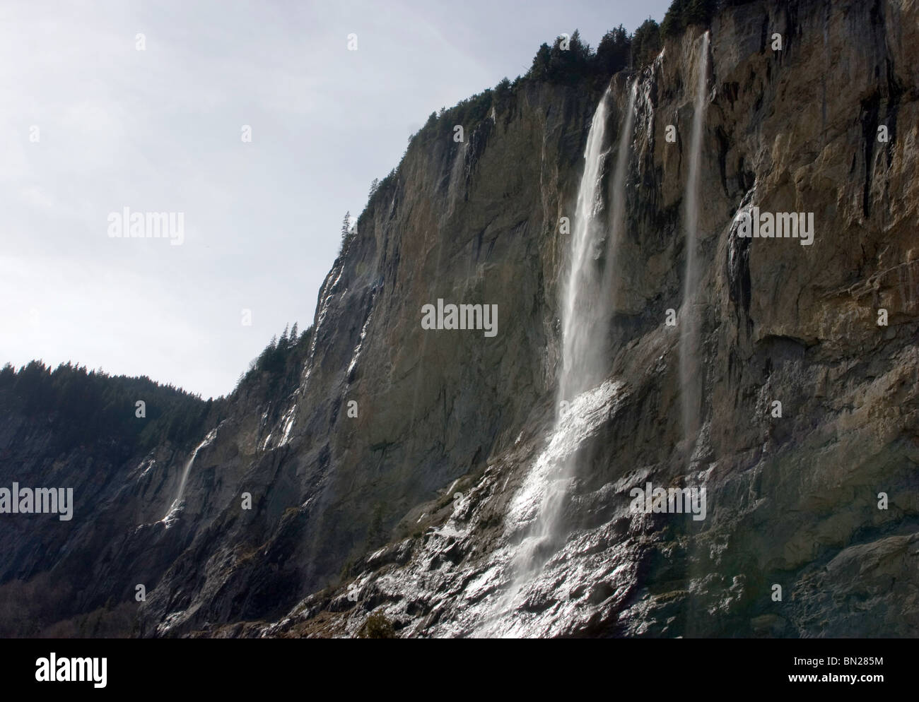Lauterbrunnen village staubbachfall waterfall hi-res stock photography ...