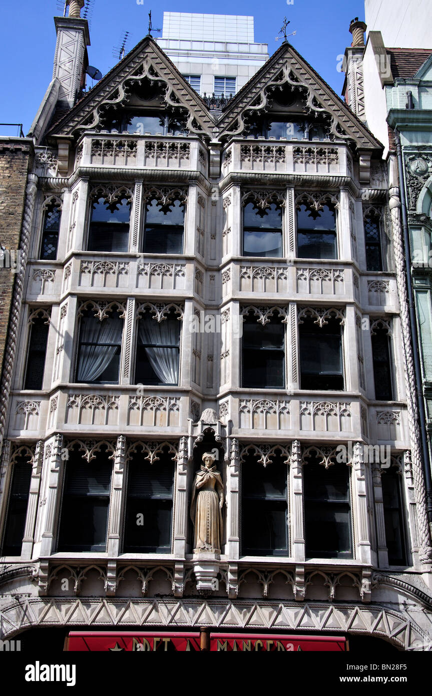 Period building facade, Fleet Street, City of London, London, England ...