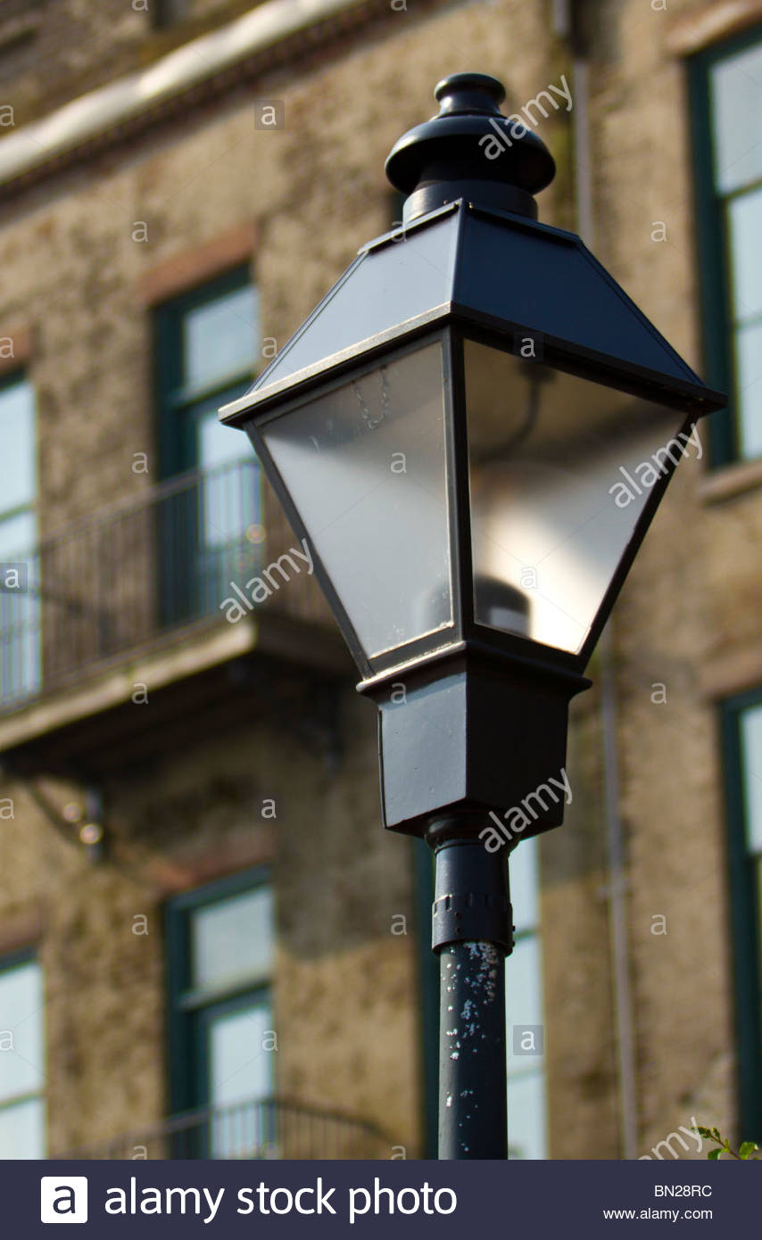 Wooden Lamp Post Stock Photos & Wooden Lamp Post Stock Images - Alamy