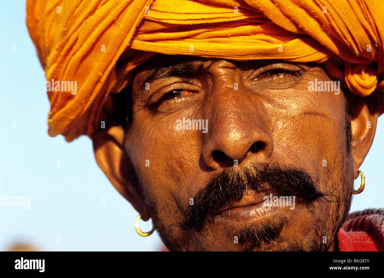 Indian turbaned man hi-res stock photography and images - Alamy