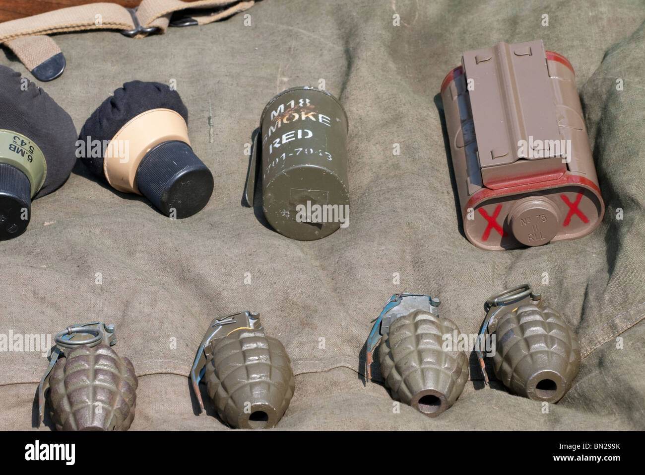 Weapon discharge hi-res stock photography and images - Alamy