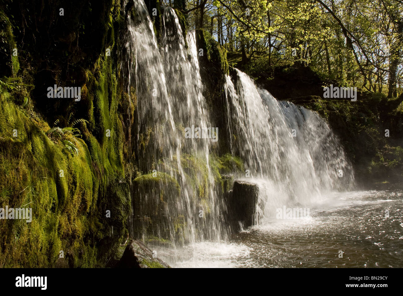 Upper Sgwd Ddwli waterfall, Ystradfellte, Brecon Beacons National Park ...