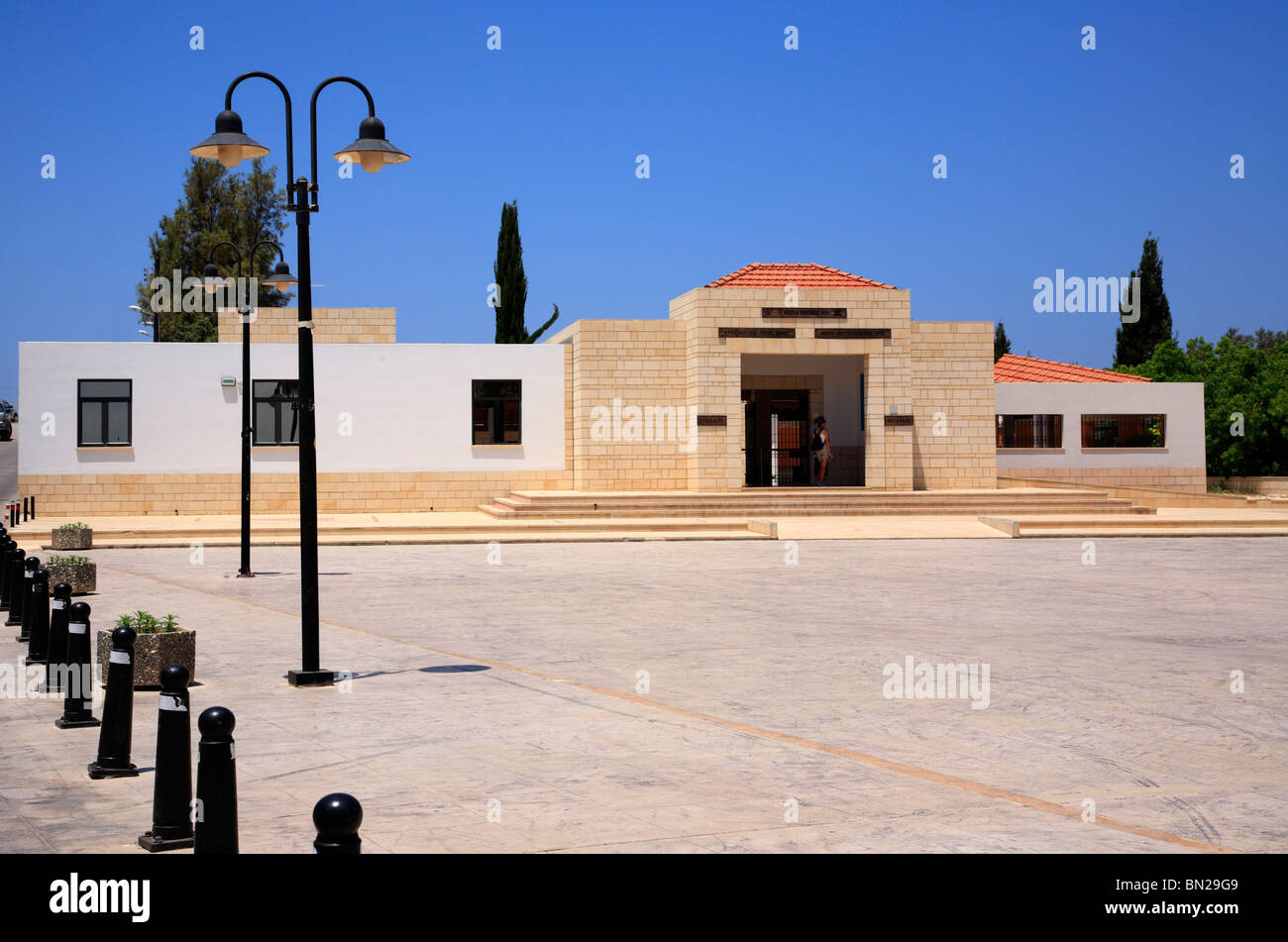 Cyprus archaeological museum hi-res stock photography and images - Alamy