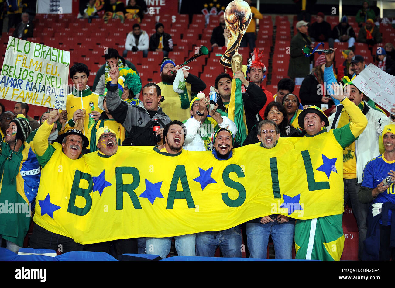 Fifa brazil fans hi-res stock photography and images - Alamy