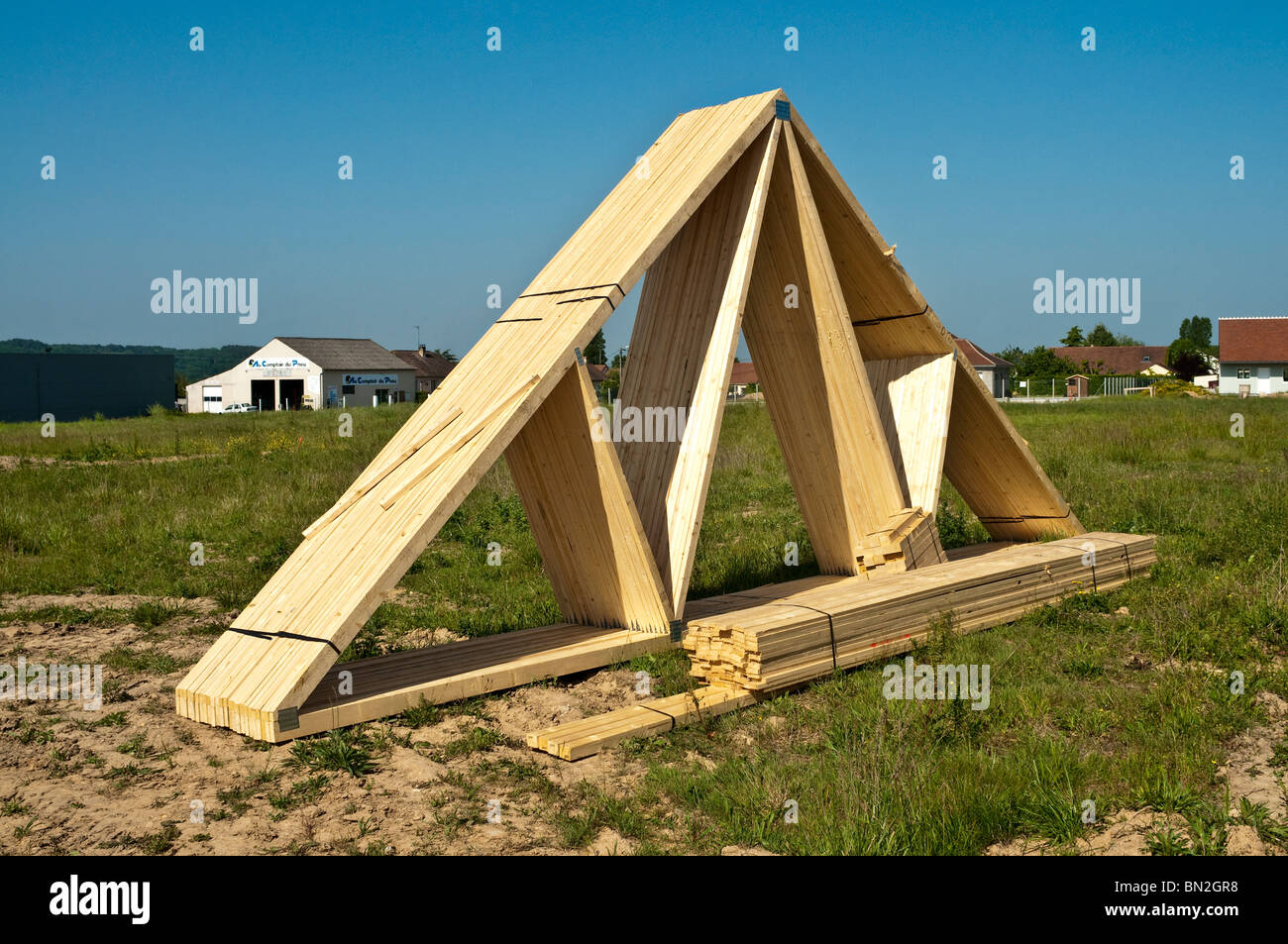Prefabricated roof trusses hi-res stock photography and images - Alamy
