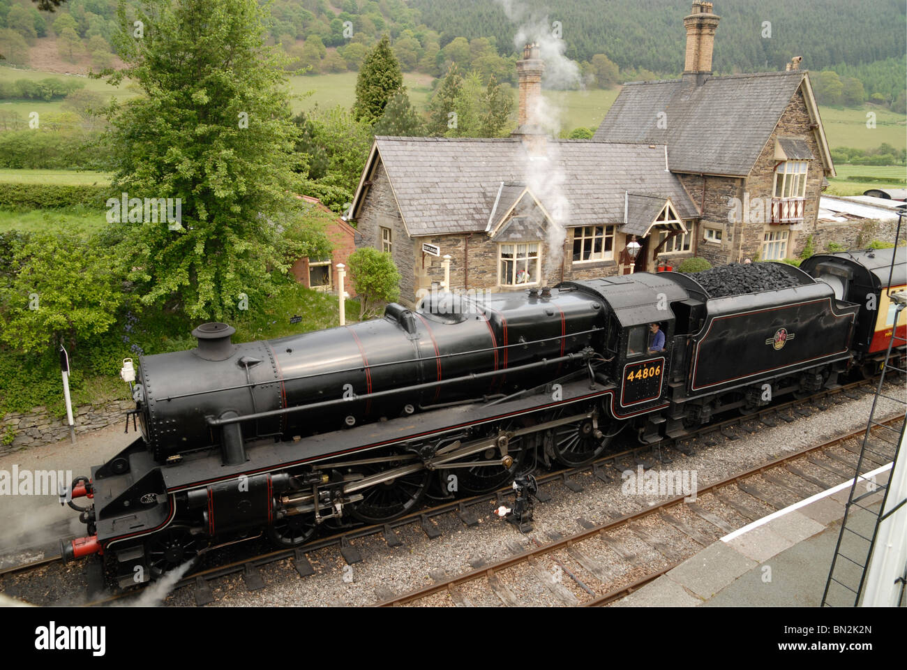 4-6-0 Steam locomotive 44806 arriving at Carrog station, Llangollen ...