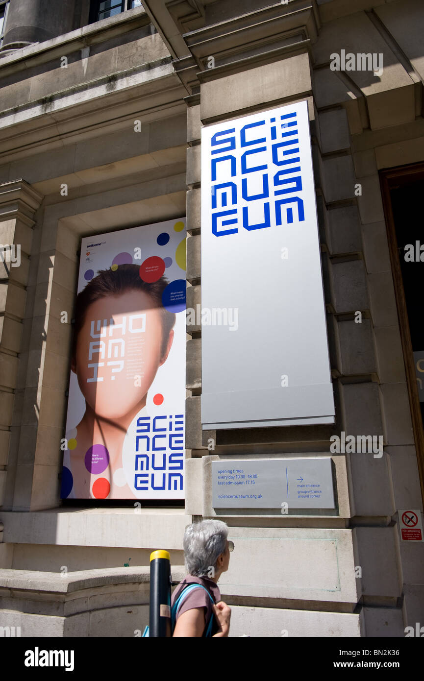 London science museum hi-res stock photography and images - Alamy