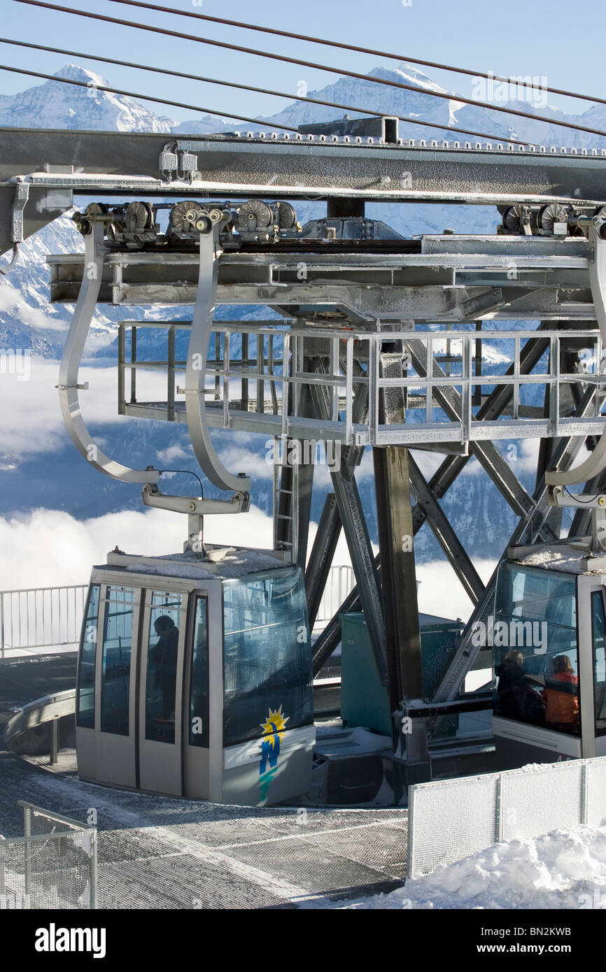 Swiss Alps cable car: Beatenberg: Cable car arriving at the Niederhorn ...