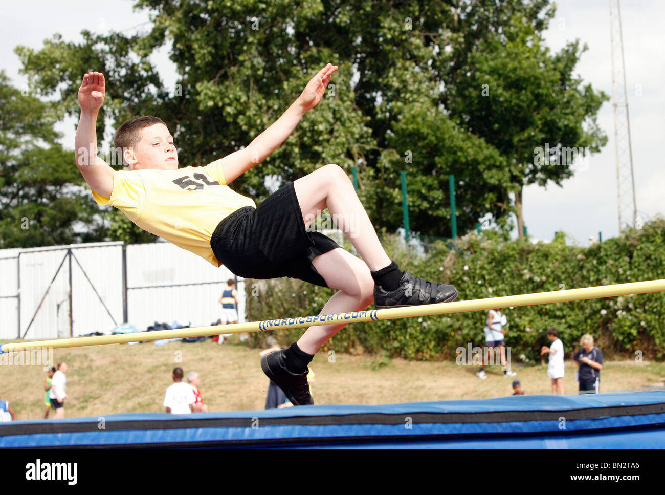 11-12 year olds compete in the Croydon primary schools' athletics ...