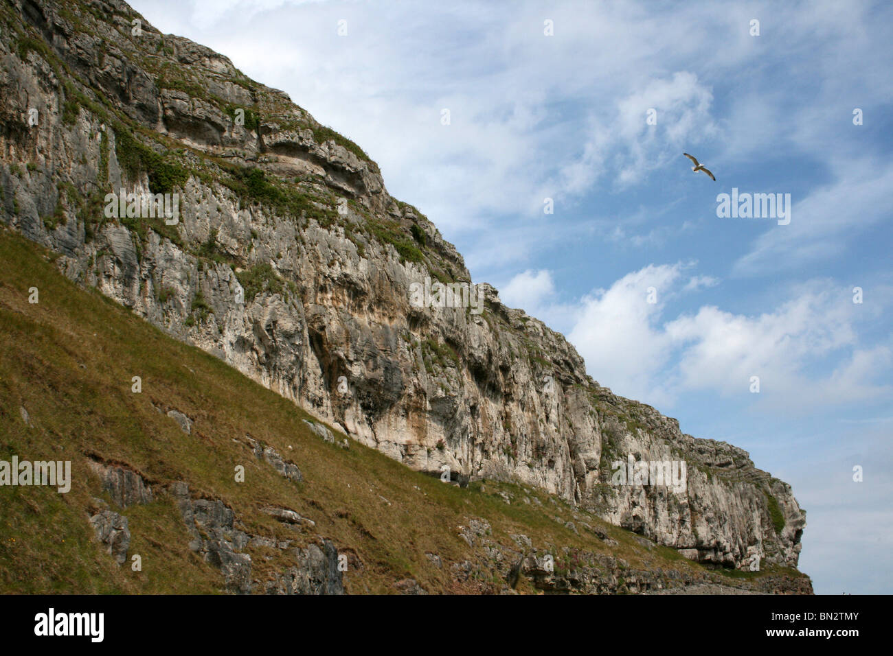 Dramatic limestone scenery hi-res stock photography and images - Alamy