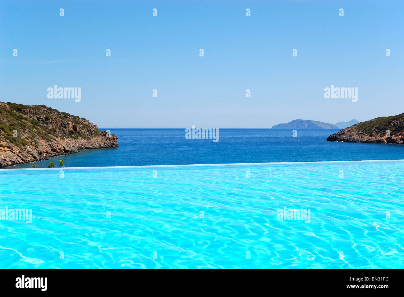 Swimming pool at luxury hotel, Crete, Greece Stock Photo - Alamy