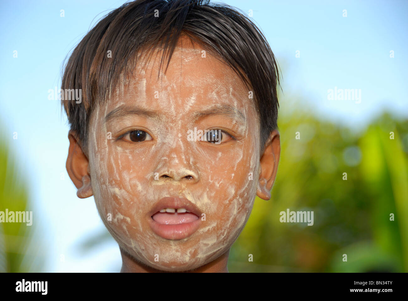 Burmese boy in Baan Nam Khen village, West of Thailand Stock Photo - Alamy