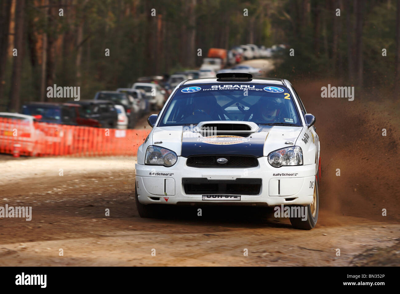 LINDENOW, VICTORIA - MAY 15: Nathan Reeves/Scott Spedding on their way ...