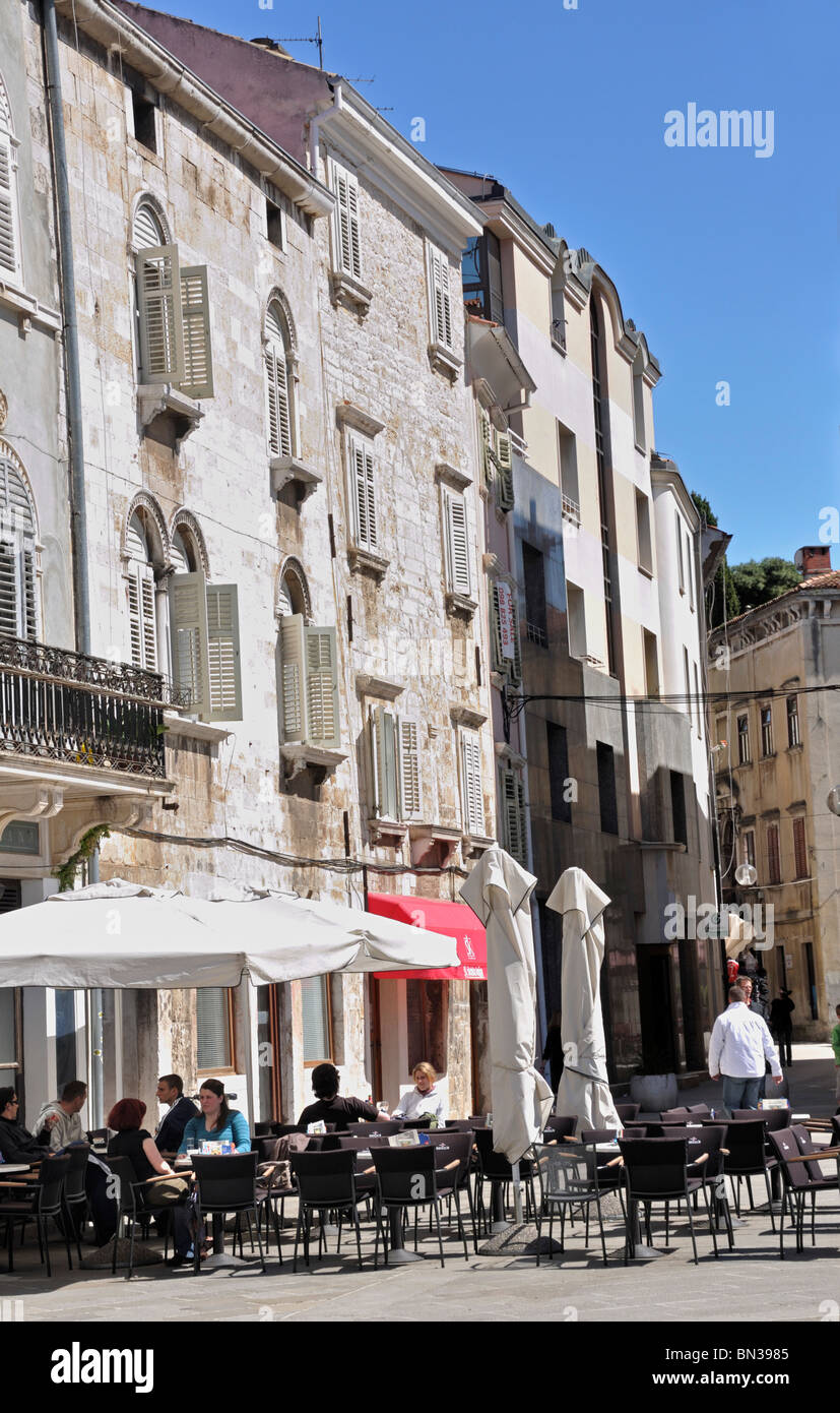 Group of men croatia hi-res stock photography and images - Alamy