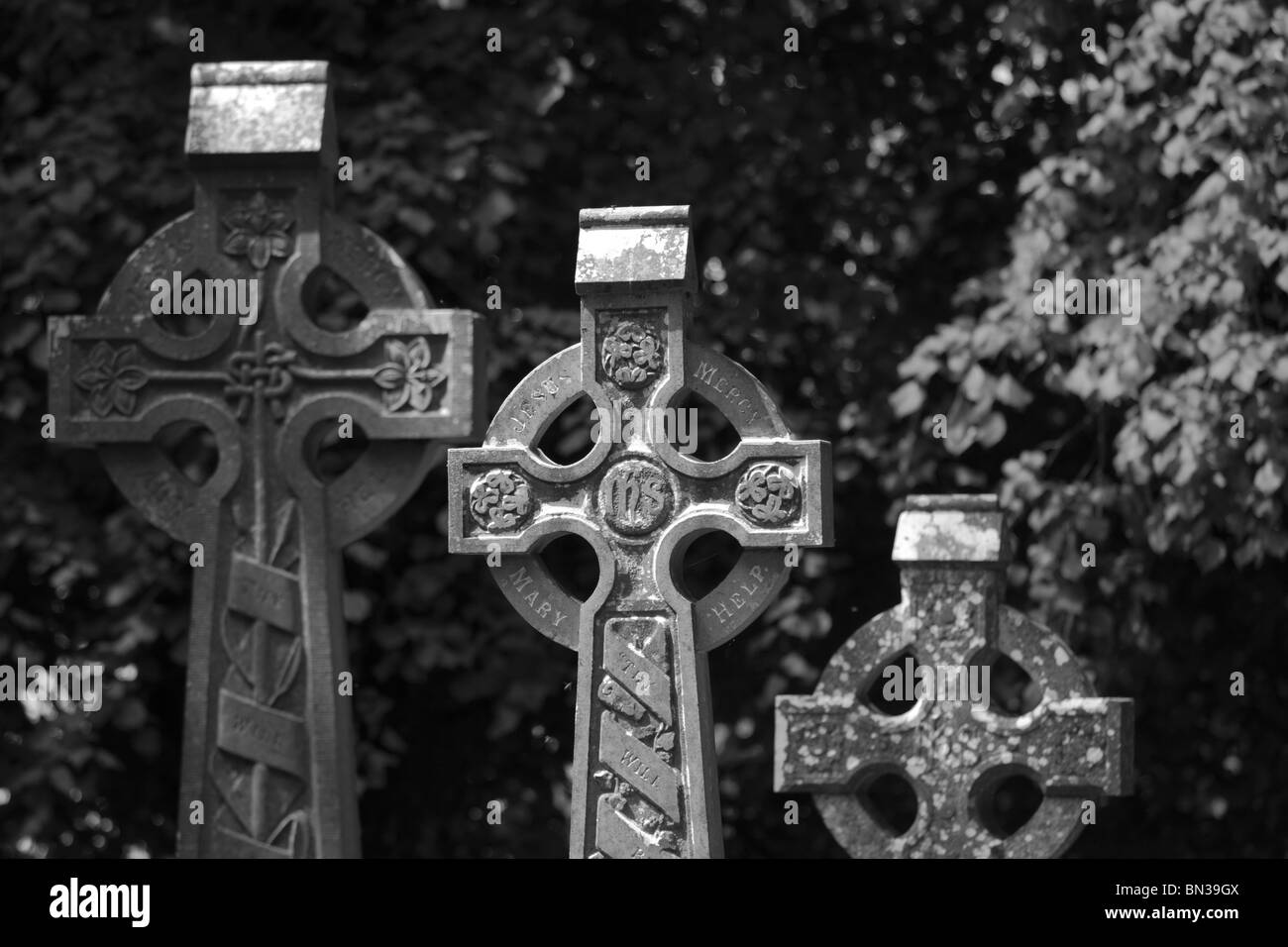Celtic crosses in cemetery Black and White Stock Photos & Images - Alamy